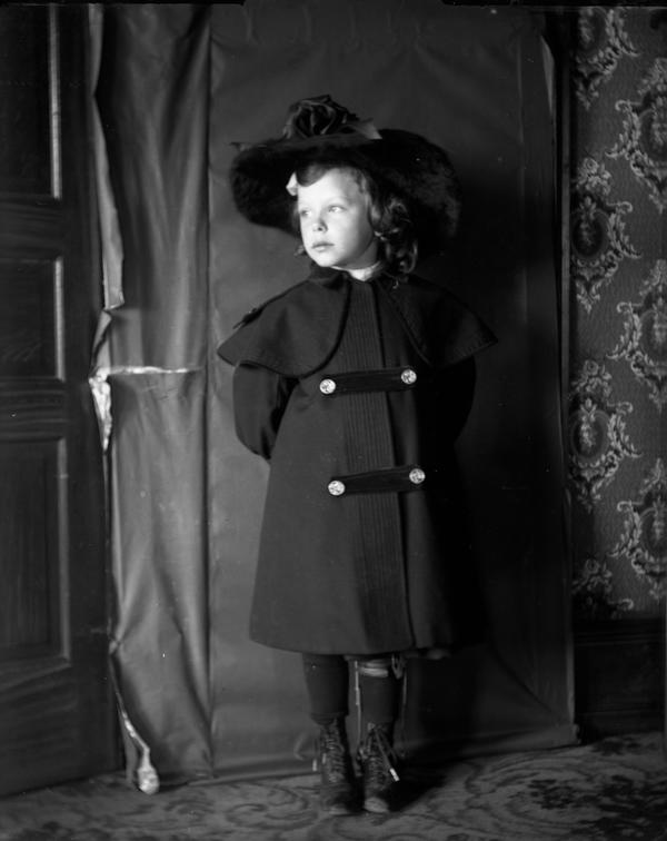 [Portrait of Elizabeth Berry in a coat and hat] [graphic]. | Library ...