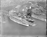 William Cramp & Sons shipyard, Delaware Avenue and Cumberland Street ...